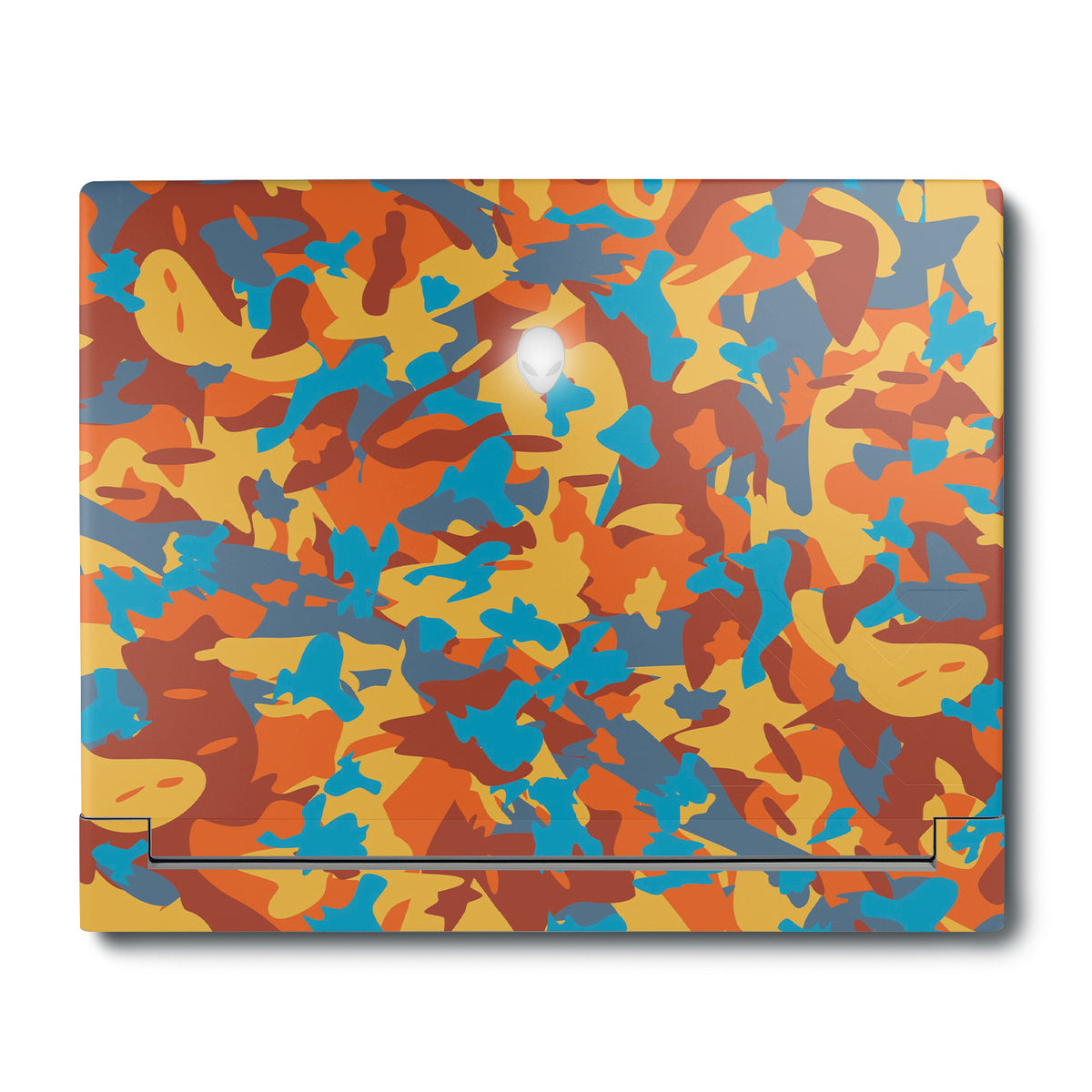 Retro Camouflage Skin For Alienware X16 R1 (2023) — MightySkins